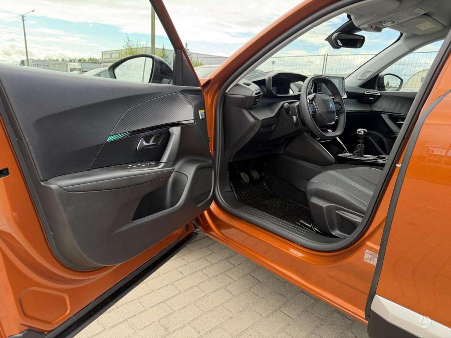 Orange Peugeot 2008 2022 in Marijampole, with an engine capacity of 1.20 L and mileage of 63 thousand km for 13552 €, photo 20 on AUTOMOTO.COM.LV