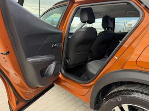 Orange Peugeot 2008 2022 in Marijampole, with an engine capacity of 1.20 L and mileage of 63 thousand km for 13552 €, photo 26 on AUTOMOTO.COM.LV