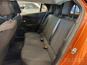 Orange Peugeot 2008 2022 in Riga, with an engine capacity of 1.20 L and mileage of 43 thousand km for 14300 €, photo 26 on AUTOMOTO.COM.LV