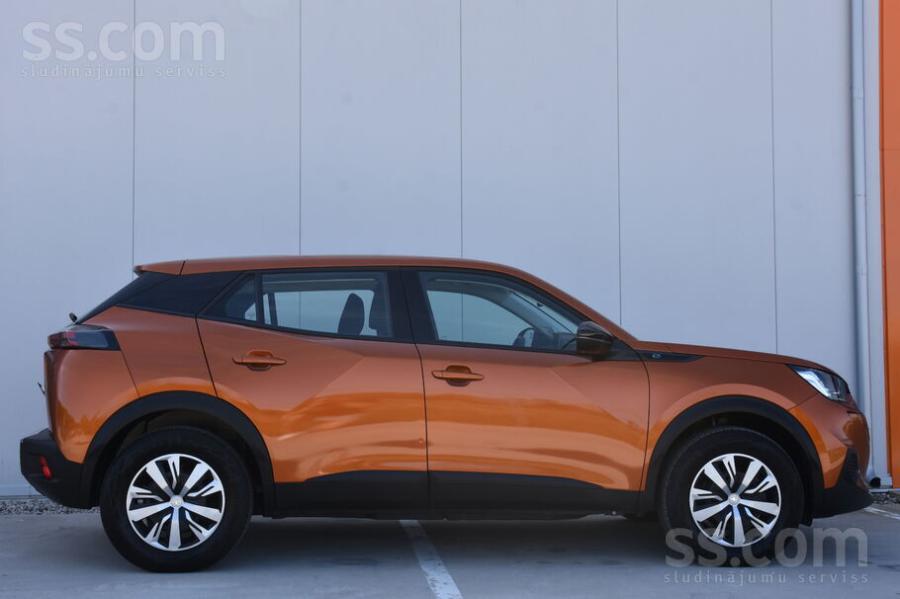Orange Peugeot 2008 2022 in Riga, with an engine capacity of 1.20 L and mileage of 31 thousand km for 19990 €, photo 6 on AUTOMOTO.COM.LV