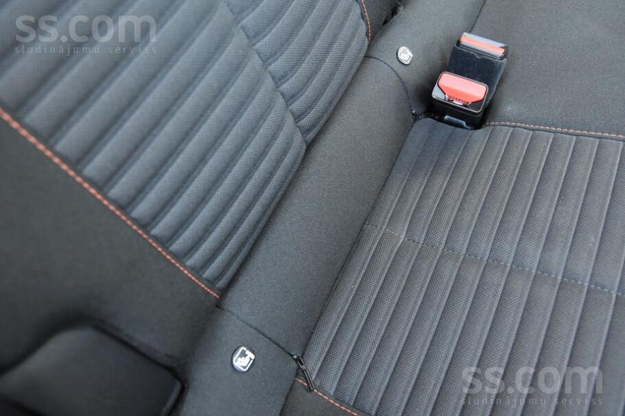Orange Peugeot 2008 2022 in Riga, with an engine capacity of 1.20 L and mileage of 31 thousand km for 19990 €, photo 15 on AUTOMOTO.COM.LV
