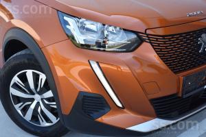 Orange Peugeot 2008 2022 in Riga, with an engine capacity of 1.20 L and mileage of 31 thousand km for 19990 €, photo 28 on AUTOMOTO.COM.LV