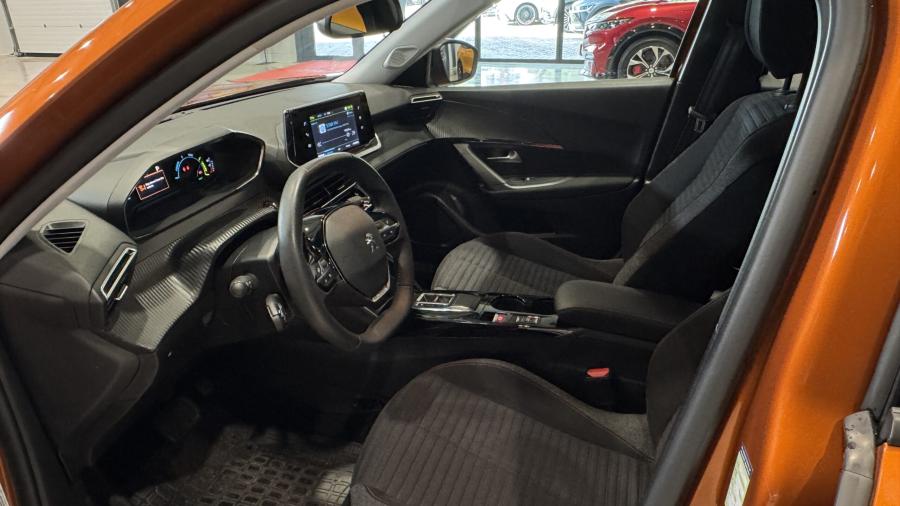 Oranžs Peugeot 2008 2022 Rīga, ar dzinēja tilpumu 0.00 L un nobraukumu 78 tūkst. km par 18990 €, foto 12 vietnē AUTOMOTO.COM.LV