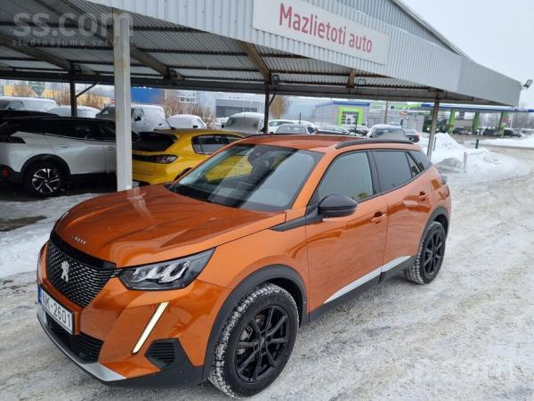 Oranžs Peugeot 2008 2023 Rīga, ar dzinēja tilpumu 1.50 L un nobraukumu 18 tūkst. km par 18300 €, foto 1 vietnē AUTOMOTO.COM.LV