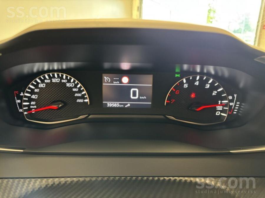 Oranžs Peugeot 2008 2023 Rīga, ar dzinēja tilpumu 1.20 L un nobraukumu 40 tūkst. km par 15700 €, foto 16 vietnē AUTOMOTO.COM.LV