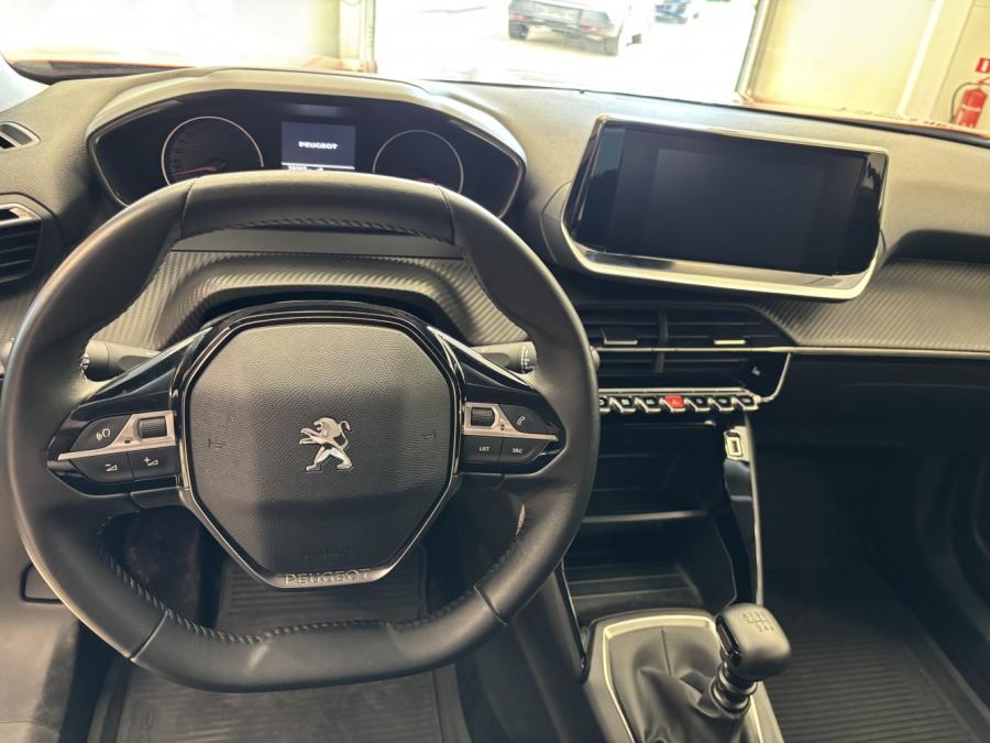 Oranžs Peugeot 2008 2023 Rīga, ar dzinēja tilpumu 1.20 L un nobraukumu 40 tūkst. km par 1570000 €, foto 11 vietnē AUTOMOTO.COM.LV