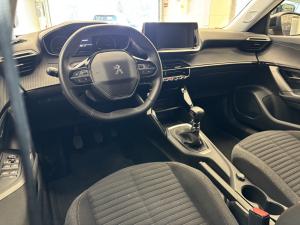 Oranžs Peugeot 2008 2023 Rīga, ar dzinēja tilpumu 1.20 L un nobraukumu 40 tūkst. km par 1570000 €, foto 12 vietnē AUTOMOTO.COM.LV