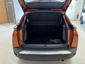 Oranžs Peugeot 2008 2023 Rīga, ar dzinēja tilpumu 1.20 L un nobraukumu 40 tūkst. km par 1570000 €, foto 22 vietnē AUTOMOTO.COM.LV