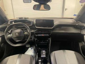 Oranžs Peugeot 2008 2023 Marijampole, ar dzinēja tilpumu 1.20 L un nobraukumu 138 tūkst. km par 24261 €, foto 9 vietnē AUTOMOTO.COM.LV