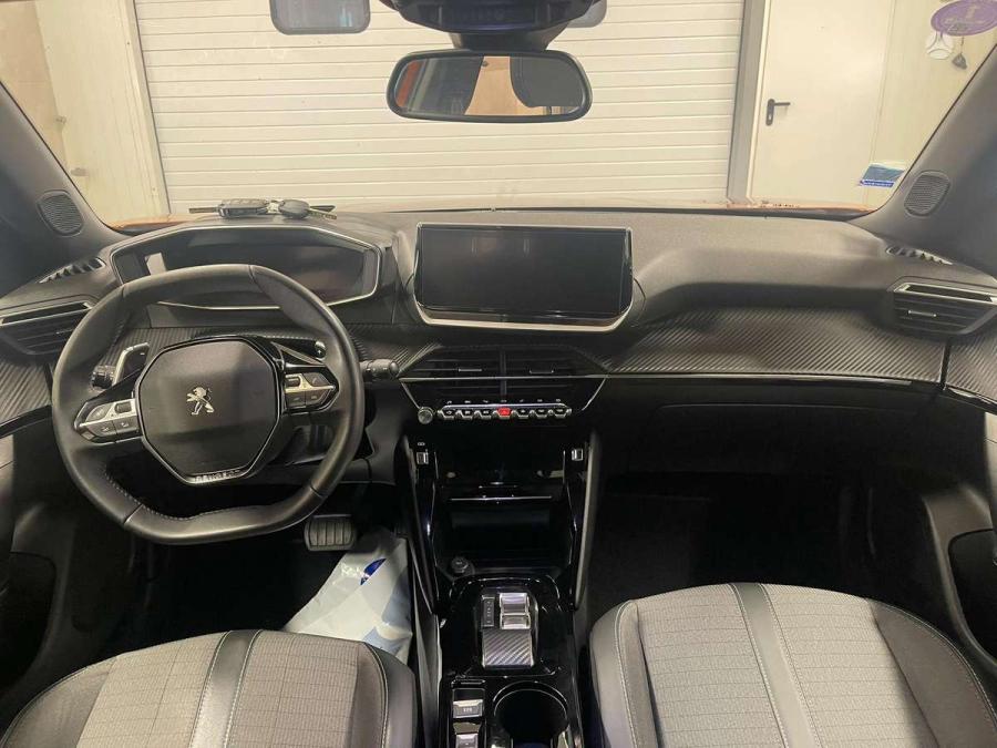 Oranžs Peugeot 2008 2023 Marijampole, ar dzinēja tilpumu 1.20 L un nobraukumu 138 tūkst. km par 24261 €, foto 9 vietnē AUTOMOTO.COM.LV