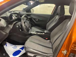 Orange Peugeot 2008 2023 in Marijampole, with an engine capacity of 1.20 L and mileage of 138 thousand km for 13189 €, photo 8 on AUTOMOTO.COM.LV