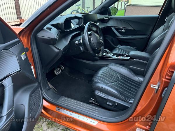 Oranžs Peugeot 2008 2020 Tallina, ar dzinēja tilpumu 1.20 L un nobraukumu 122 tūkst. km par 14000 €, foto 8 vietnē AUTOMOTO.COM.LV