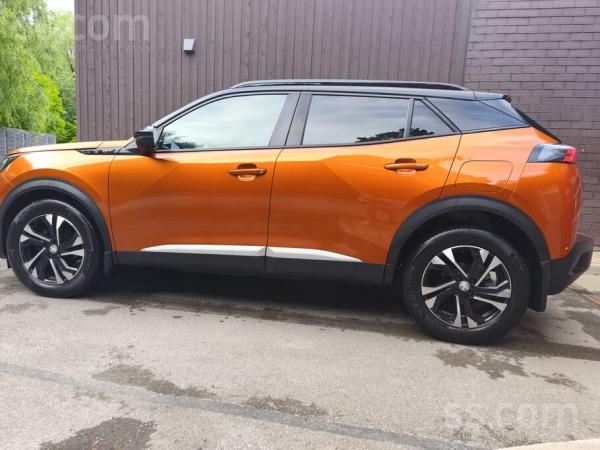Orange Peugeot 2008 2021 in Riga, with an engine capacity of 1.50 L and mileage of 82 thousand km for 16500 €, photo 6 on AUTOMOTO.COM.LV