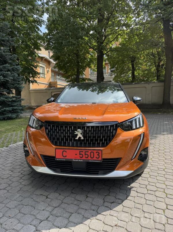 Oranžs Peugeot 2008 2021 Rīga, ar dzinēja tilpumu 1.20 L un nobraukumu 29 tūkst. km par 15500 €, foto 1 vietnē AUTOMOTO.COM.LV