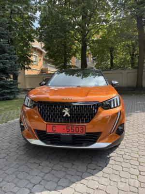 Orange Peugeot 2008 2021 in Riga, with an engine capacity of 1.20 L and mileage of 29 thousand km for 15500 €, photo  on AUTOMOTO.COM.LV