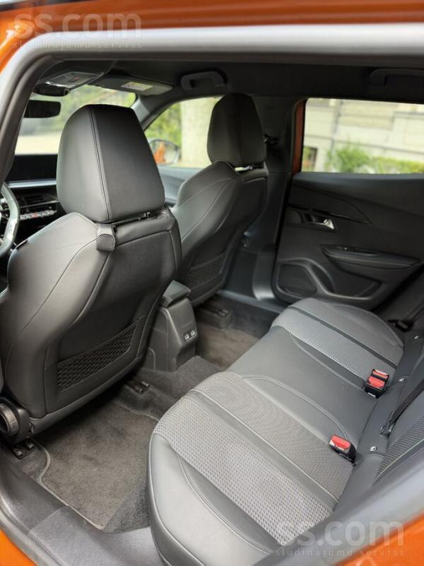 Oranžs Peugeot 2008 2021 Rīga, ar dzinēja tilpumu 1.20 L un nobraukumu 29 tūkst. km par 15500 €, foto 8 vietnē AUTOMOTO.COM.LV