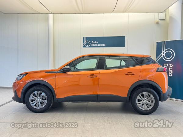 Orange Peugeot 2008 2023 in Tallinn, with an engine capacity of 1.20 L and mileage of 102 thousand km for 15900 €, photo 4 on AUTOMOTO.COM.LV