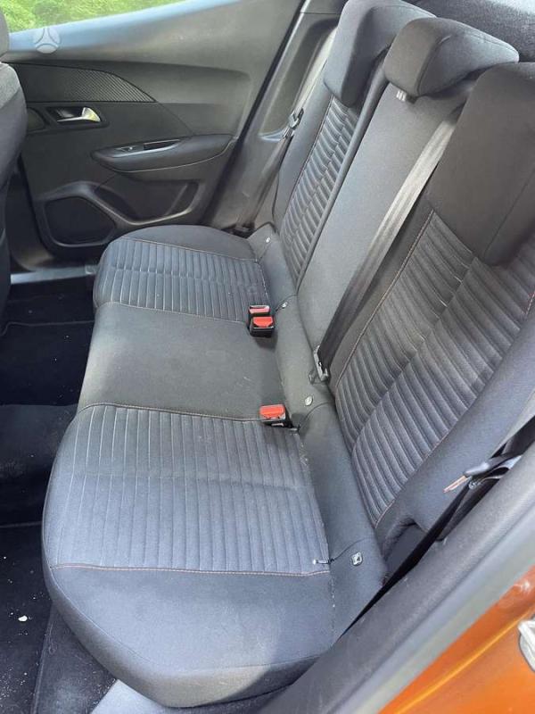 Orange Peugeot 2008 2021 in Taurage, with an engine capacity of 1.20 L and mileage of 82 thousand km for 6900 €, photo 9 on AUTOMOTO.COM.LV