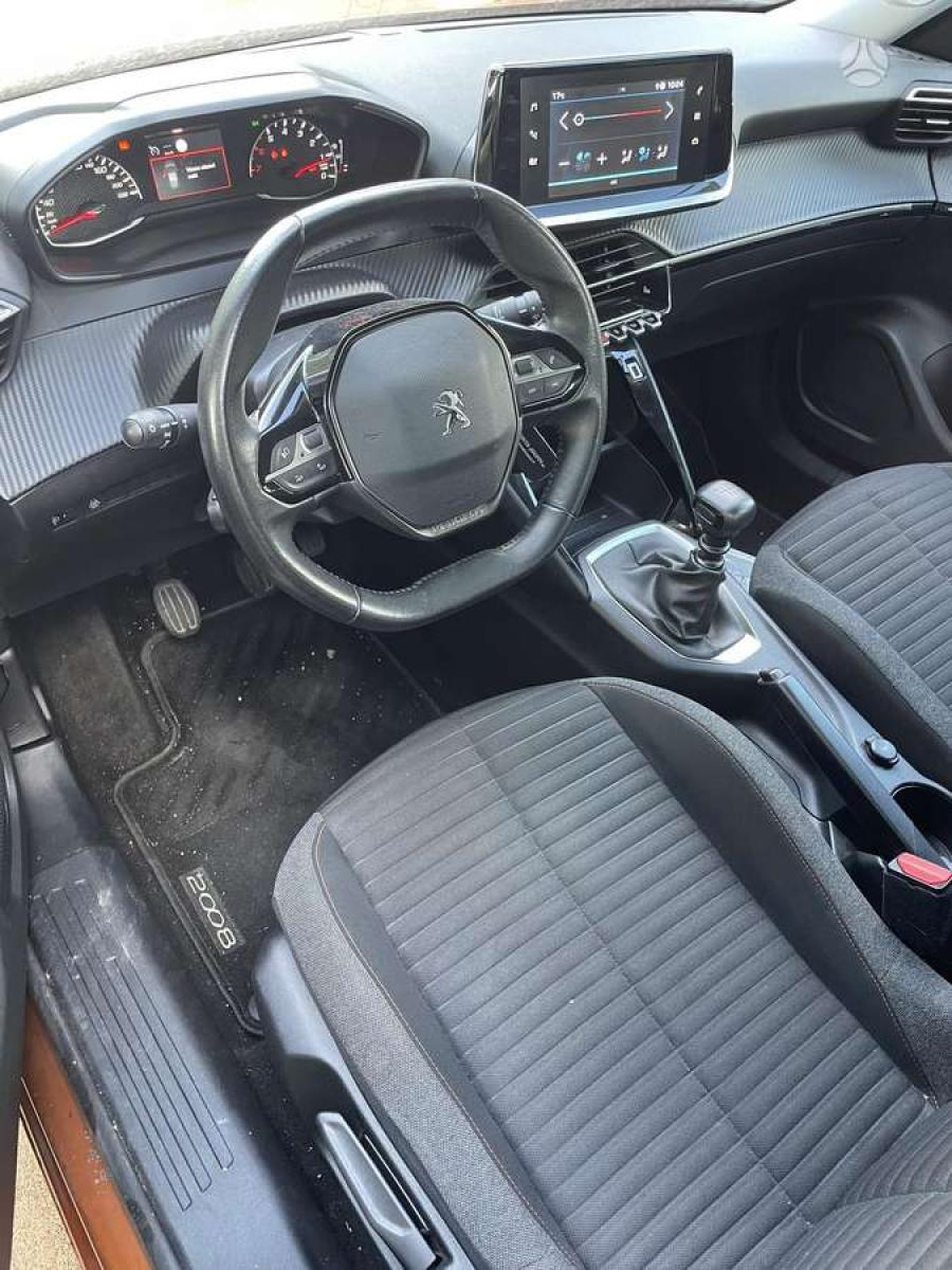 Oranžs Peugeot 2008 2021 Tauragė, ar dzinēja tilpumu 1.20 L un nobraukumu 82 tūkst. km par 6900 €, foto 11 vietnē AUTOMOTO.COM.LV