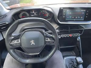 Oranžs Peugeot 2008 2021 Tauragė, ar dzinēja tilpumu 1.20 L un nobraukumu 82 tūkst. km par 6900 €, foto 15 vietnē AUTOMOTO.COM.LV