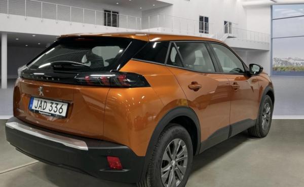 Orange Peugeot 2008 2023 in Riga, with an engine capacity of 0.00 L and mileage of 21 thousand km for 18550 €, photo 5 on AUTOMOTO.COM.LV
