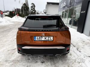 Oranžs Peugeot 2008 2020 Tallina, ar dzinēja tilpumu 1.20 L un nobraukumu 111 tūkst. km par 14900 €, foto 3 vietnē AUTOMOTO.COM.LV