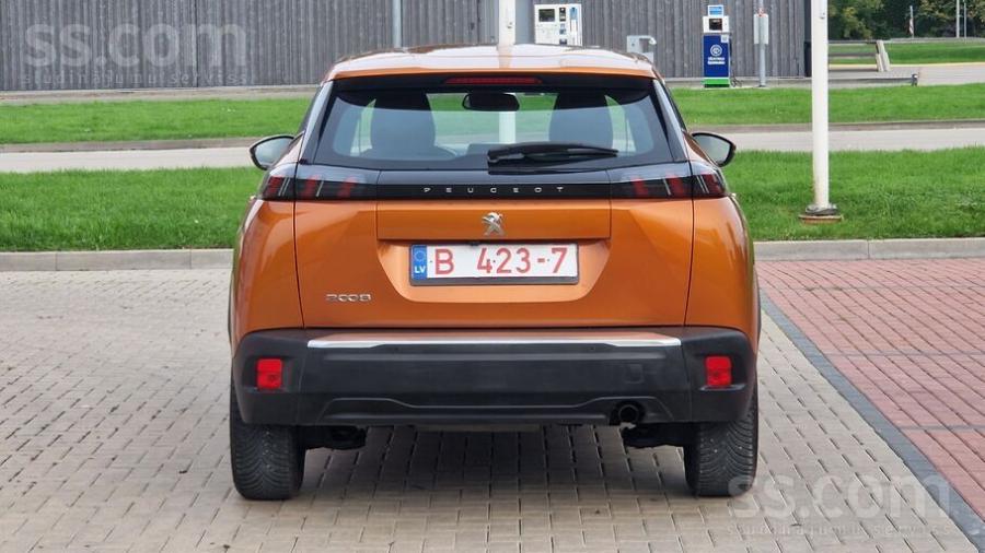Orange Peugeot 2008 2020 in Jelgava, with an engine capacity of 1.20 L and mileage of 100 thousand km for 11250 €, photo 7 on AUTOMOTO.COM.LV