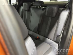 Orange Peugeot 2008 2021 in Riga, with an engine capacity of 1.50 L and mileage of 102 thousand km for 13990 €, photo 14 on AUTOMOTO.COM.LV
