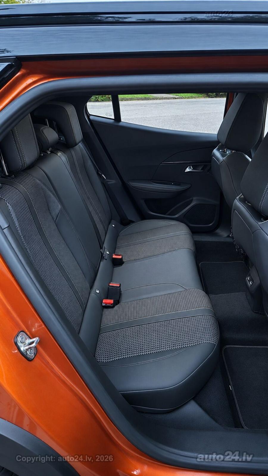 Oranžs Peugeot 2008 2021 Tallina, ar dzinēja tilpumu 1.50 L un nobraukumu 117 tūkst. km par 15700 €, foto 14 vietnē AUTOMOTO.COM.LV