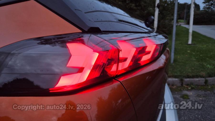 Oranžs Peugeot 2008 2021 Tallina, ar dzinēja tilpumu 1.50 L un nobraukumu 117 tūkst. km par 15700 €, foto 17 vietnē AUTOMOTO.COM.LV