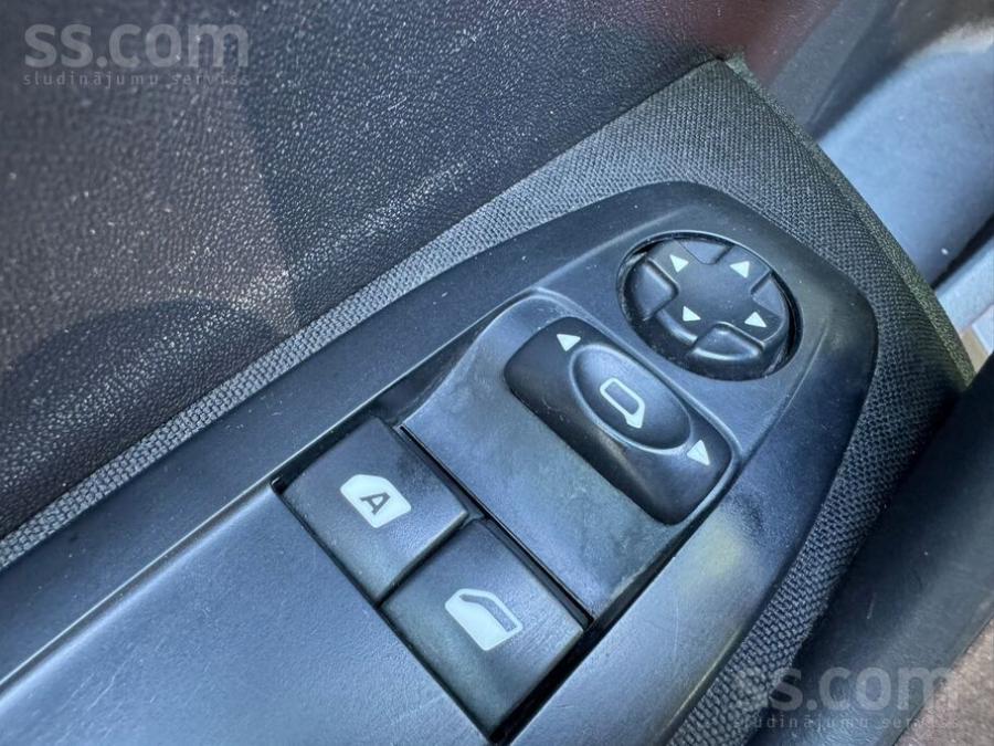 Sarkans Peugeot 2008 2014 Rīga, ar dzinēja tilpumu 1.40 L un nobraukumu 0 tūkst. km par 4599 €, foto 40 vietnē AUTOMOTO.COM.LV