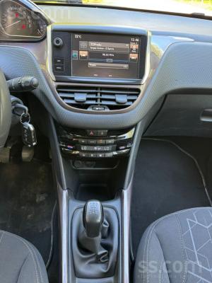 Sarkans Peugeot 2008 2014 Rīga, ar dzinēja tilpumu 1.40 L un nobraukumu 0 tūkst. km par 4599 €, foto 42 vietnē AUTOMOTO.COM.LV