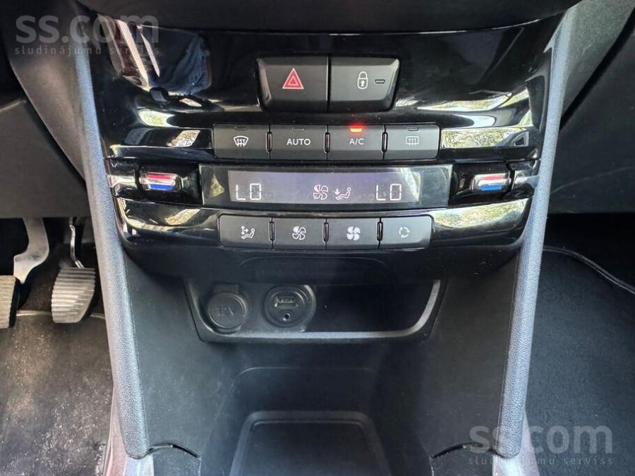 Sarkans Peugeot 2008 2014 Rīga, ar dzinēja tilpumu 1.40 L un nobraukumu 0 tūkst. km par 4599 €, foto 47 vietnē AUTOMOTO.COM.LV