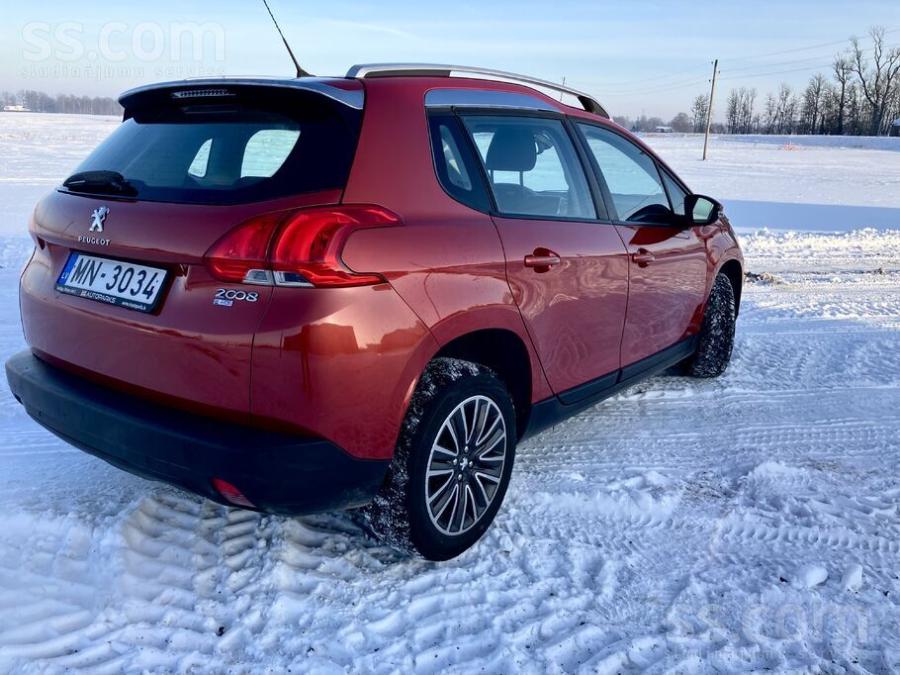 Red Peugeot 2008 2015 in Talsi, with an engine capacity of 1.60 L and mileage of 0 thousand km for 5999 €, photo 3 on AUTOMOTO.COM.LV