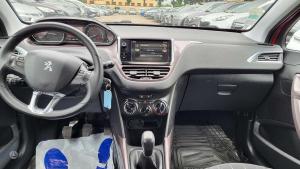 Red Peugeot 2008 2015 in Taurage, with an engine capacity of 1.56 L and mileage of 202 thousand km for 4900 €, photo 17 on AUTOMOTO.COM.LV