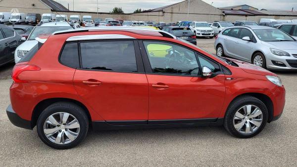 Sarkans Peugeot 2008 2015 Tauragė, ar dzinēja tilpumu 1.56 L un nobraukumu 200 tūkst. km par 4900 €, foto 3 vietnē AUTOMOTO.COM.LV