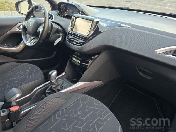 Red Peugeot 2008 2016 in Kuldiga, with an engine capacity of 1.20 L and mileage of 131 thousand km for 7000 €, photo 8 on AUTOMOTO.COM.LV