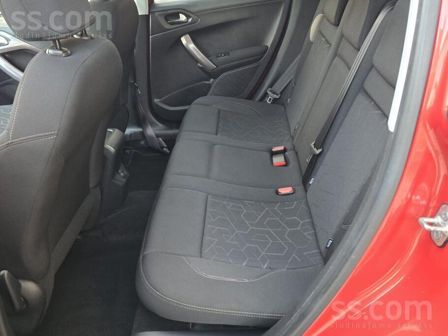 Red Peugeot 2008 2016 in Kuldiga, with an engine capacity of 1.20 L and mileage of 131 thousand km for 6800 €, photo 8 on AUTOMOTO.COM.LV