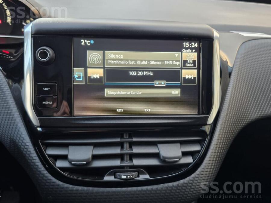 Red Peugeot 2008 2016 in Kuldiga, with an engine capacity of 1.20 L and mileage of 131 thousand km for 6800 €, photo 14 on AUTOMOTO.COM.LV