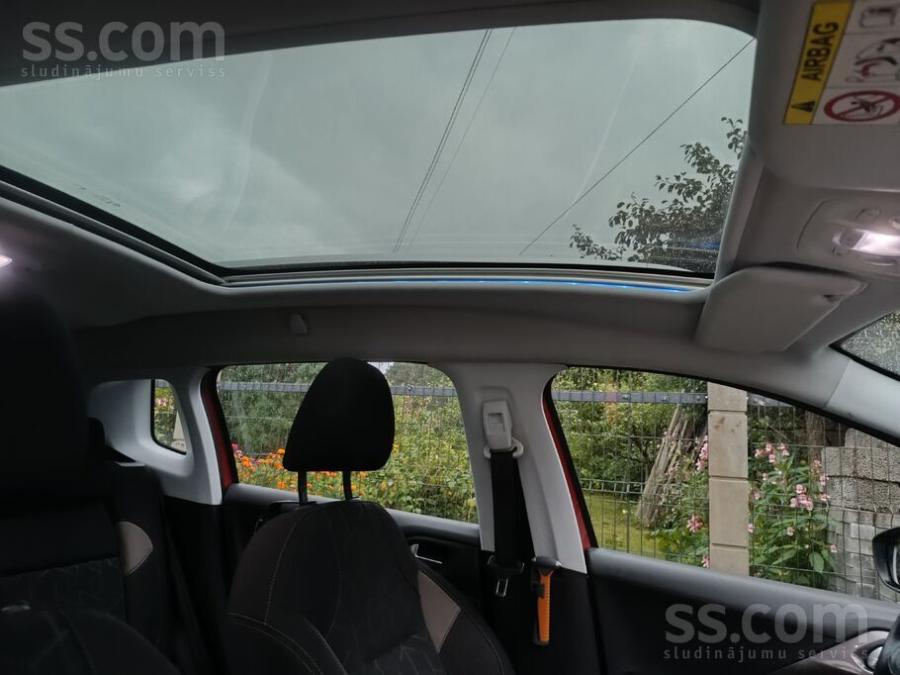 Sarkans Peugeot 2008 2016 Rīga, ar dzinēja tilpumu 1.60 L un nobraukumu 262 tūkst. km par 6200 €, foto 12 vietnē AUTOMOTO.COM.LV