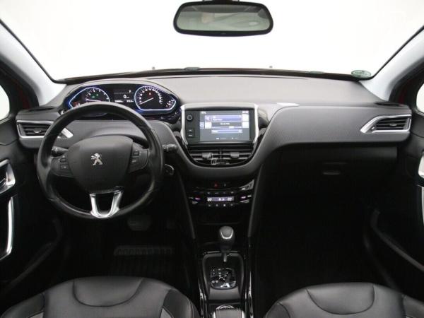 Sarkans Peugeot 2008 2017 Viļņa, ar dzinēja tilpumu 1.20 L un nobraukumu 140 tūkst. km par 8299 €, foto 2 vietnē AUTOMOTO.COM.LV