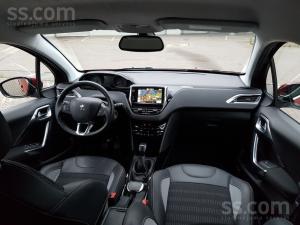 Sarkans Peugeot 2008 2017 Rīga, ar dzinēja tilpumu 1.20 L un nobraukumu 140 tūkst. km par 6000 €, foto 11 vietnē AUTOMOTO.COM.LV