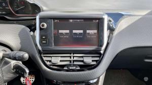 Red Peugeot 2008 2017 in Marijampole, with an engine capacity of 1.20 L and mileage of 102 thousand km for 8550 €, photo 25 on AUTOMOTO.COM.LV