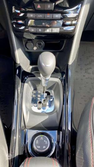 Red Peugeot 2008 2017 in Marijampole, with an engine capacity of 1.20 L and mileage of 102 thousand km for 8550 €, photo 28 on AUTOMOTO.COM.LV