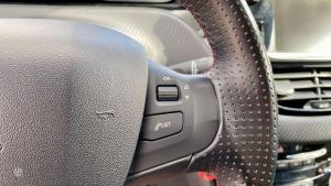 Red Peugeot 2008 2017 in Marijampole, with an engine capacity of 1.20 L and mileage of 102 thousand km for 8550 €, photo 31 on AUTOMOTO.COM.LV