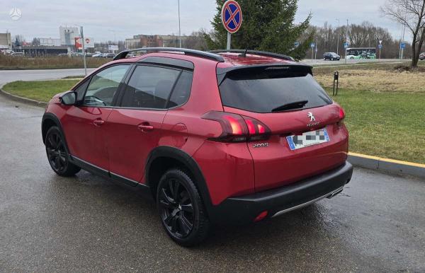 Sarkans Peugeot 2008 2018 Tauragė, ar dzinēja tilpumu 1.20 L un nobraukumu 149 tūkst. km par 5900 €, foto 4 vietnē AUTOMOTO.COM.LV