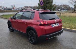 Red Peugeot 2008 2018 in Taurage, with an engine capacity of 1.20 L and mileage of 149 thousand km for 5900 €, photo 4 on AUTOMOTO.COM.LV