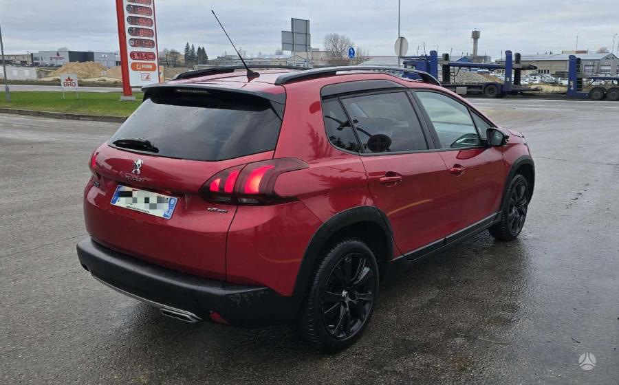Red Peugeot 2008 2018 in Taurage, with an engine capacity of 1.20 L and mileage of 149 thousand km for 5900 €, photo 6 on AUTOMOTO.COM.LV