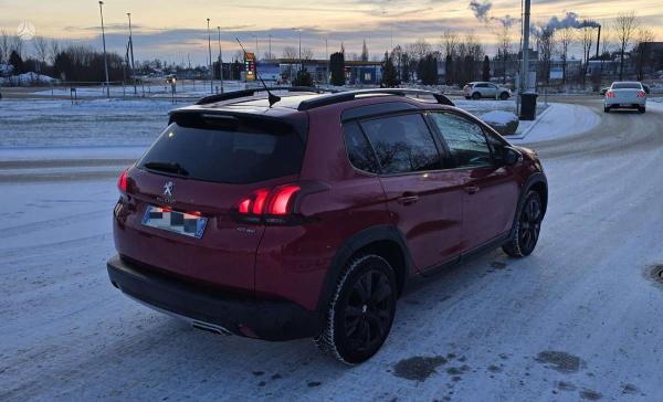 Red Peugeot 2008 2018 in Taurage, with an engine capacity of 1.20 L and mileage of 149 thousand km for 5800 €, photo 8 on AUTOMOTO.COM.LV