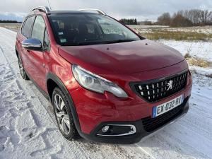 Sarkans Peugeot 2008 2018 Tauragė, ar dzinēja tilpumu 1.20 L un nobraukumu 80 tūkst. km par 7900 €, foto  vietnē AUTOMOTO.COM.LV